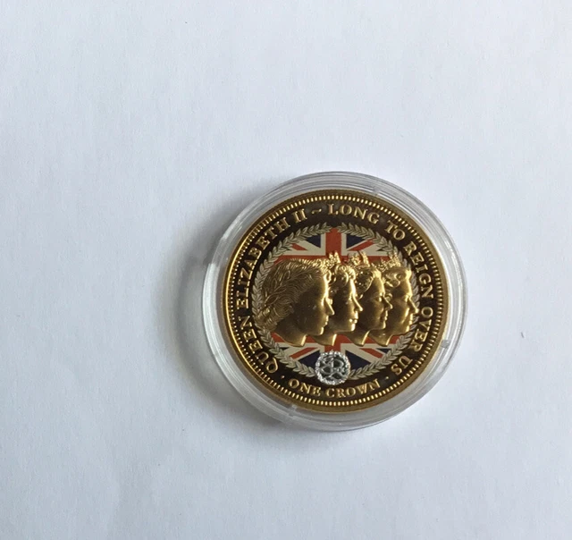 2015 ONE CROWN Gold Plated Commemorative Coin - Long To Reign Over Us ...