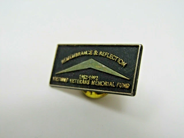 VIETNAM VETERANS MEMORIAL Fund 1992 Pin Remembrance & Reflection £7.25 ...