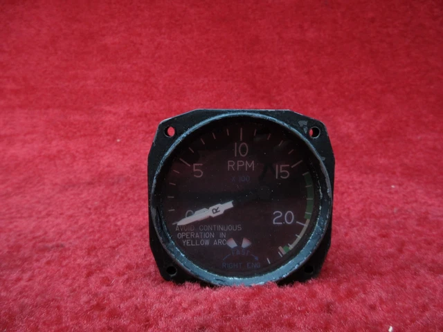 INSTRUMENTS INC DUAL RPM Mechanical Tachometer Indicator PN C668016 ...