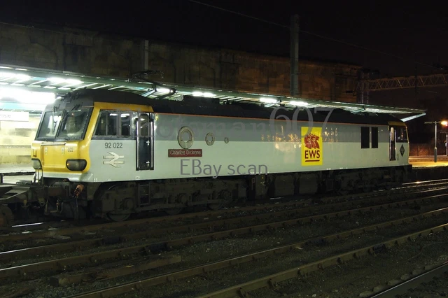 CLASS 92 92022 in Two Tone Grey with EWS sticker at Carlisle, night ...