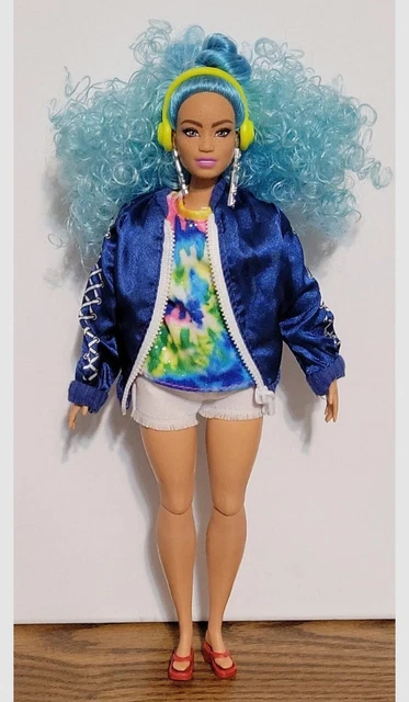 MATTEL BARBIE EXTRA Doll W/ Blue Hair Articulated Jointed Exotic Model ...