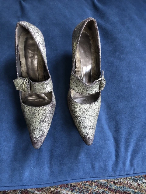 VINTAGE GOLD FISH scale Shoes, Office Sz 5 £15.00 - PicClick UK