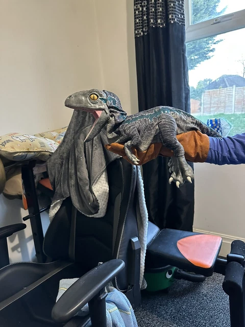 JURASSIC WORLD REAL FX Baby Blue Hyper-Realistic Animatronic Dinosaur ...