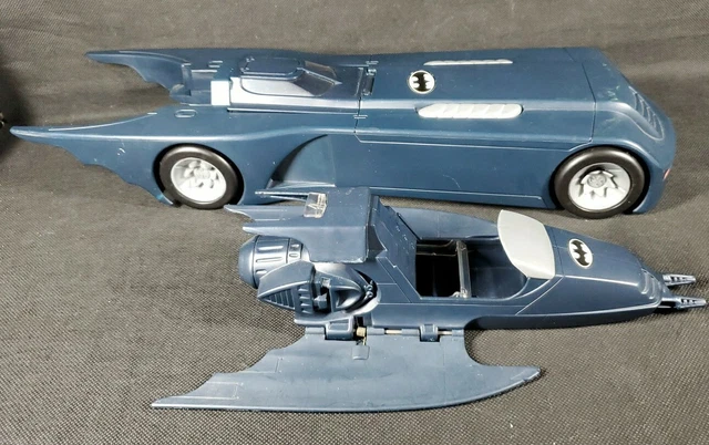 BATMAN THE ANIMATED Series Batmobile Con Pursuit Jet Vintage 1993 ...