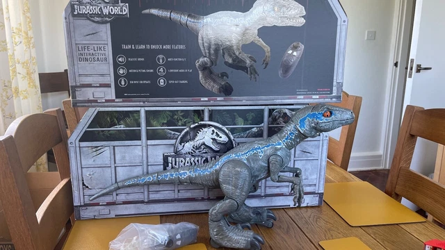 MATTEL GCK29 JURASSIC World Alpha Training Blue with Controller, RC ...