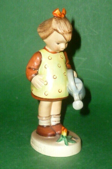 OLD HUMMEL FIGURINE Goebel Hum 74 Die Small Lady Gardener Double Crown ...