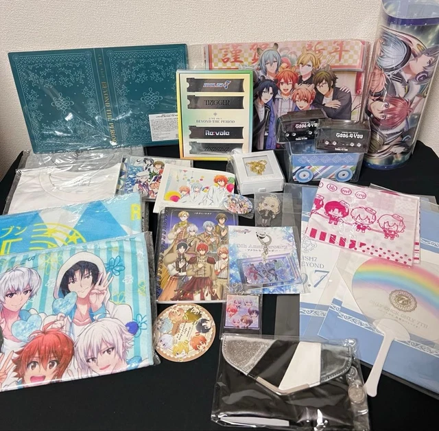 IDOLISH7 MERCHANDISE SET Collectible Character Goods Anime Japan ...