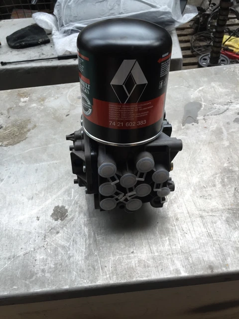 RENAULT PREMIUM / Magnum / Midlum / Kerax APM/Air Dryer 7485020105 £ ...