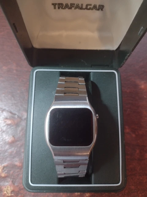 VINTAGE 1970'S TRAFALGAR Red LED Swiss Made Silver Mens Watch £150.00 ...