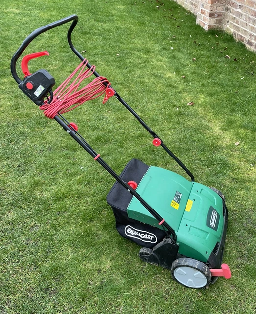 QUALCAST YT6702 ELECTRIC SCARIFIER & Lawn Rake (corded) 1300W £50.00 ...