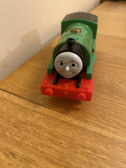 THOMAS & FRIENDS Motorised Racing Percy Trackmaster Train EUR 11,24 ...