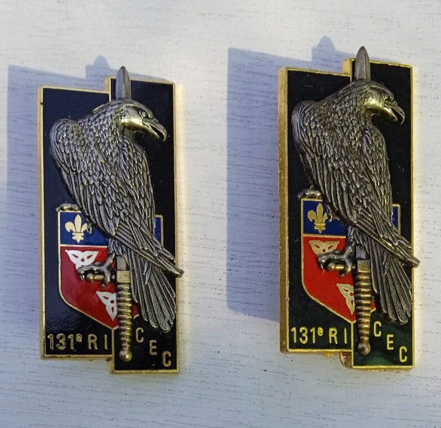 LOT INSIGNE CENTRE commando131 RI variante couleur dans écu dorè EUR 9 ...