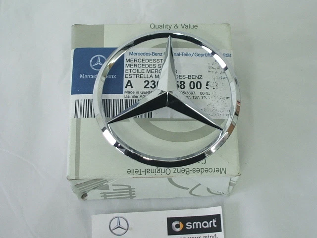 NEW GENUINE MERCEDES-BENZ R230 SL-Class Rear Boot Emblem Star Badge ...
