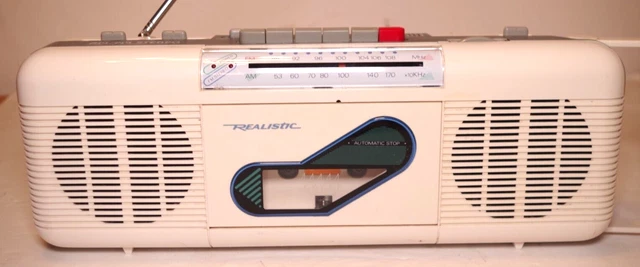 VINTAGE REALISTIC SCR-40 AM/FM Cassette Recorder Radio Shack Model 14 ...