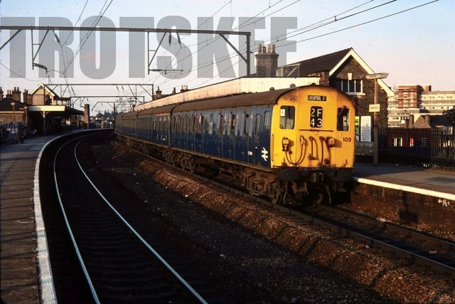 35MM SLIDE BR British Railways Electric EMU Class 302 109 1976 Original ...