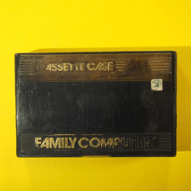 VINTAGE OFFICIAL NINTENDO Family Computer Famicom Game Cassette Case ...