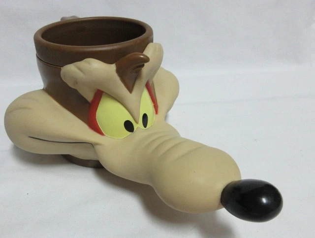 VINTAGE LOONEY TUNES Wile E Coyote Road Runner Plastic Mug Cup 1992 £9. ...