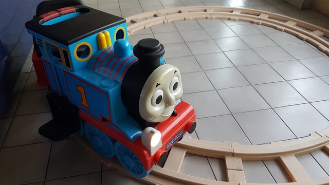 THOMAS THE TANK Engine Ride On Train And Track Peg Perego. £180.00 ...