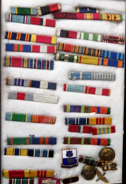 ANTIQUE-50 MILITARY CAMPAIGN Medals-Wwii-Vietnam-Navy,Army,Marine,Air ...