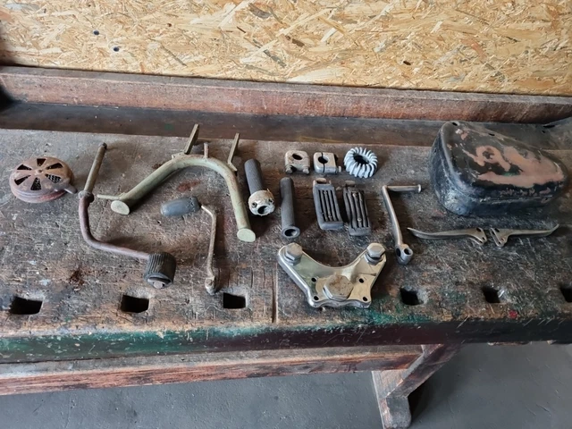 OLDTIMER TEILE KONVOLUT. Bmw, Dkw, Ardie, Nsu, Zündapp, Monark, Ilo ...