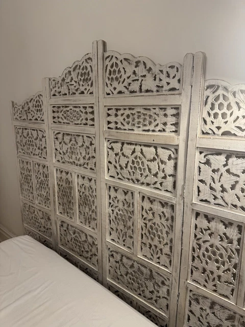 KING SIZE EU Bed Frame & Ikea Mattress With Screen Headboard. Carved ...