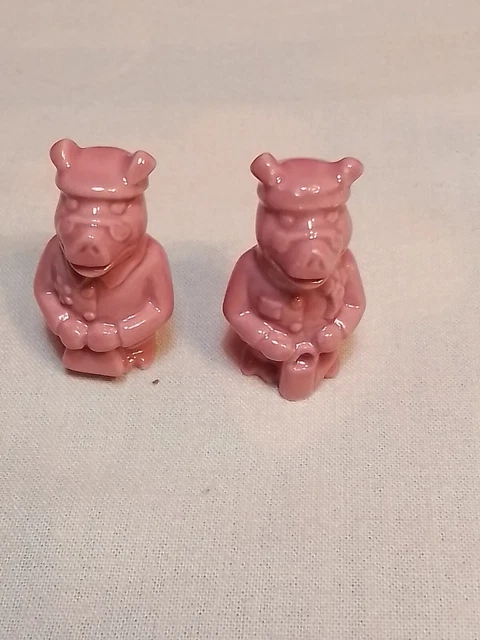 WADE WHIMSIE PIGS.( Pair).Grandma and Grandpa." £18.00 - PicClick UK