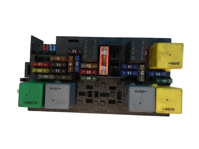 MERCEDES W251 320CDI A1645402972 fuse relay control unit £177.54 ...