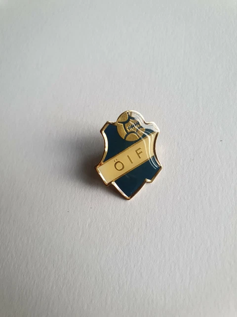 FOOTBALL BADGE ,SWEDEN Football Association Pin Badge, Football Clubs ...