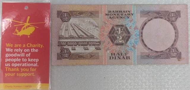 BAHRAIN 1/2 DINAR Vintage 1970's Banknote Free UK P&P R1 #43 £9.95 ...