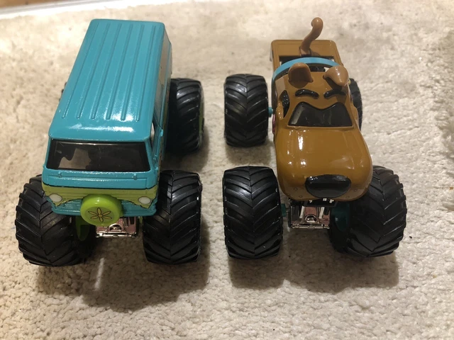 MONSTER JAM MYSTERY Machine & Scooby Doo Monster Trucks 1:64 £33.00 ...