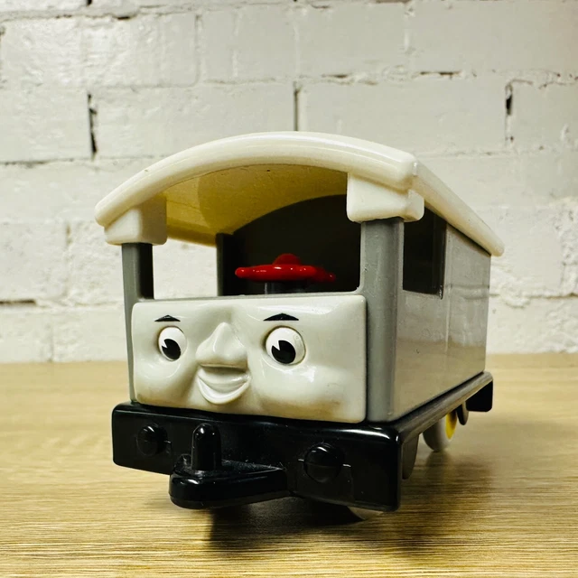 TOAD - THOMAS the Tank Engine & Friends Golden Bear Toddler Push Along ...