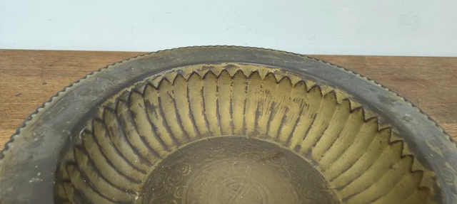 ANCIEN GRAND BASSIN chinois en cuivre grave cisele d'idéogrammes EUR 60 ...