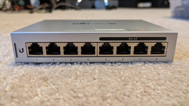 UBIQUITI NETWORKS UNIFI 8 Port Ethernet Switch - US-8-60W - MISSING AC ...
