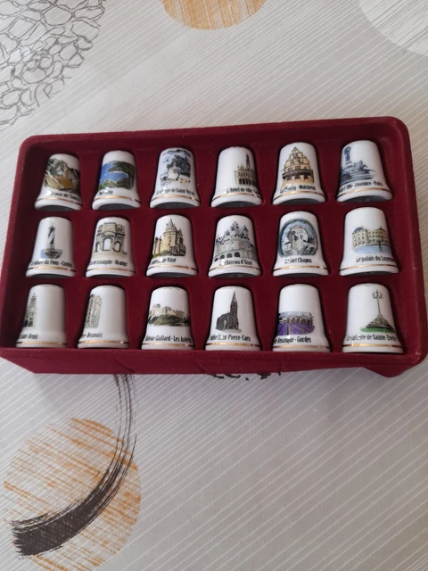 COFFRET 18 DES à coudre Porcelaine Villes de France EUR 10,00 - PicClick FR