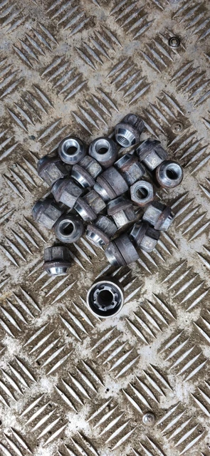 GENUINE VAUXHALL ZAFIRA Astra Mokka Insignia B Locking Wheel Nut Set ...