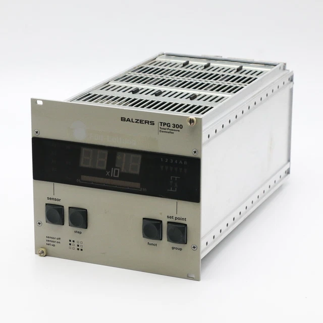 PFEIFFER VACUUM BALZERS TPG 300 Vakuum-Messgerät-Controller EUR 700,00 ...