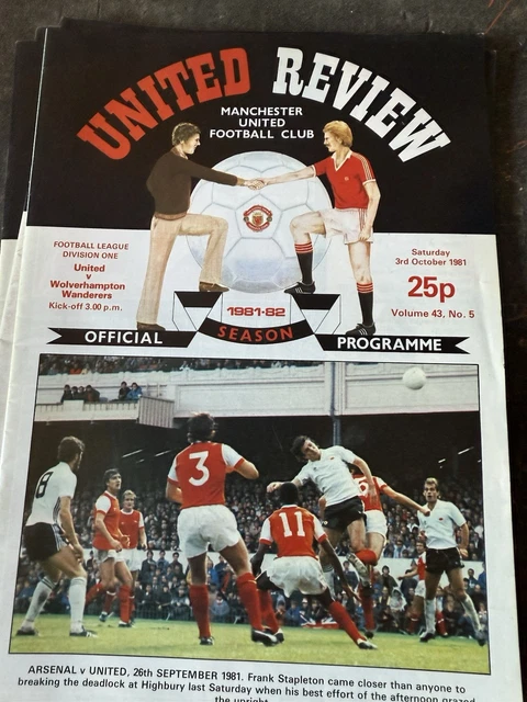 MANCHESTER UNITED REVIEW 1981-1982 programme bundle x17 £3.31 - PicClick UK