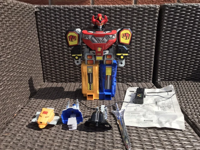 MIGHTY MORPHIN POWER Rangers Remote Controlled Megazord With ...