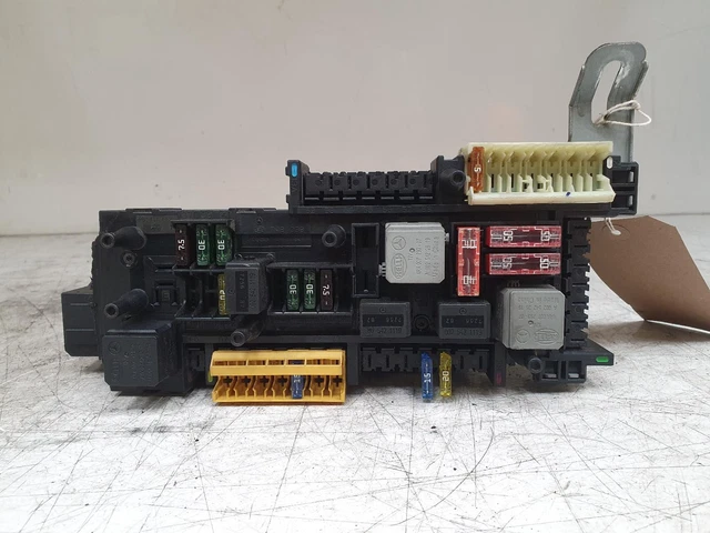 MERCEDES C-CLASS 2007-2015 W204 Rear Sam Unit Fuse Box Ecu 5Dk00922525 ...