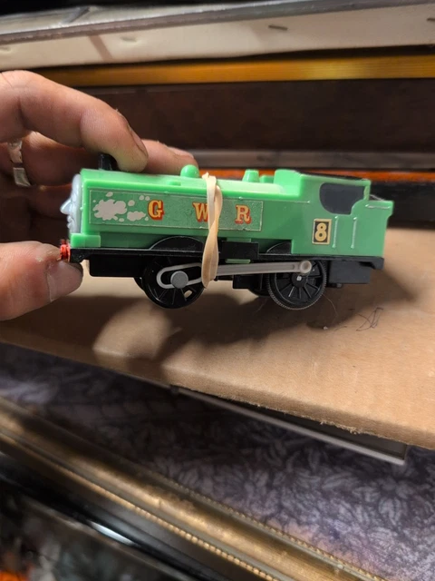 2006 HIT TOY DUCK Close Shave Thomas Tank Engine Friends Trackmaster ...