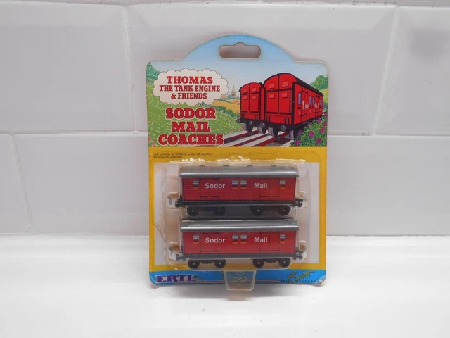 THOMAS THE TANK engine ertl train set sodor mail coaches £9.99 ...