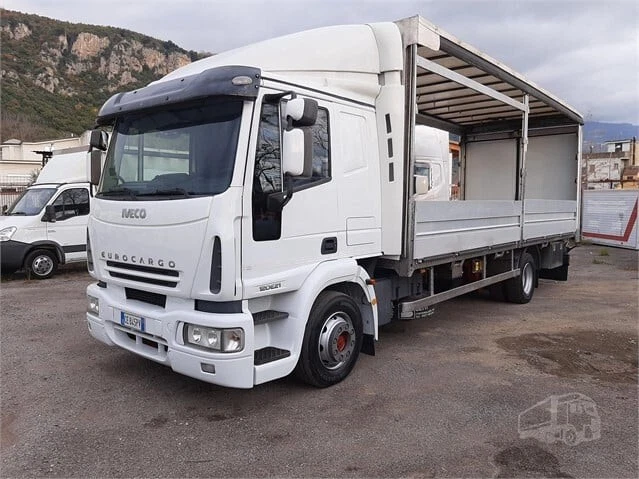 SCRITTA SIGLA ANTERIORE "Eurocargo" Iveco Eurocargo Dal 2008 EUR 67,00 ...