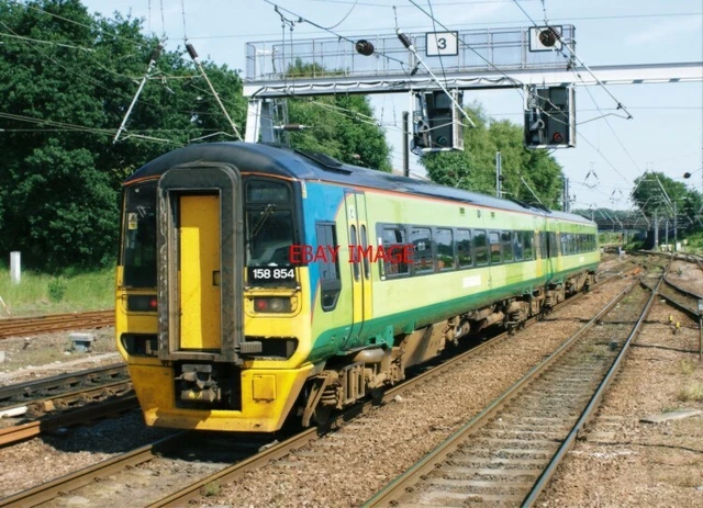 PHOTO CLASS 158 Sprinter Express 2-Car Dmu No 158 854 At Norwich Thorpe ...