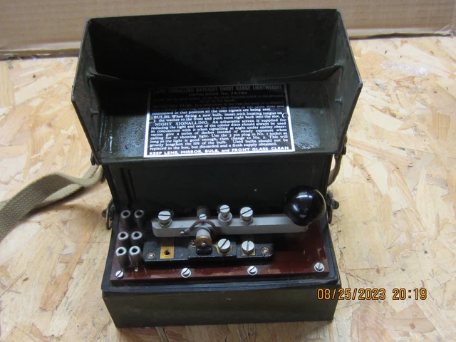 BRITISH ARMY WW2 Morse Code Lamp Signalling Daylight Short Range ...