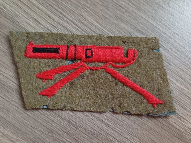 WW2 ITALIAN MACHINE Gun Cloth Badge £37.11 - PicClick UK