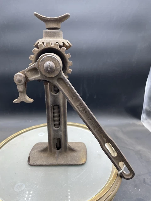 ANTIQUE FORD MOTOR Script MODEL A Car Truck CAST IRON Screw Jack -T3390 ...
