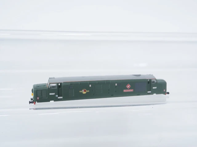 GRAHAM FARISH N Gauge Diesel Locomotive Body Class 37 D6607 Ben ...