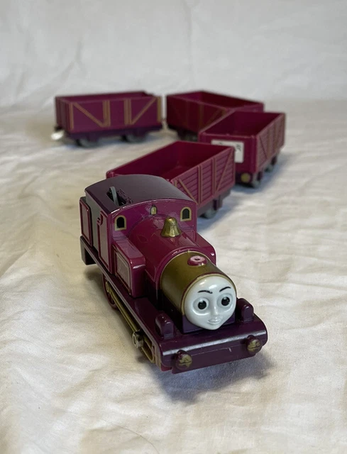 THOMAS & FRIENDS Trackmaster Lady train Motorized TOMY Train + 4 carts ...