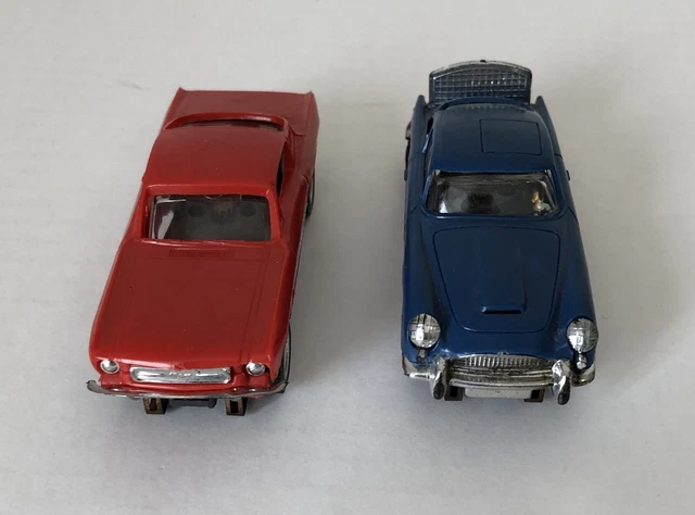 VINTAGE GILBERT SEARS James Bond 007 Road Race set Cars scalextric £99. ...
