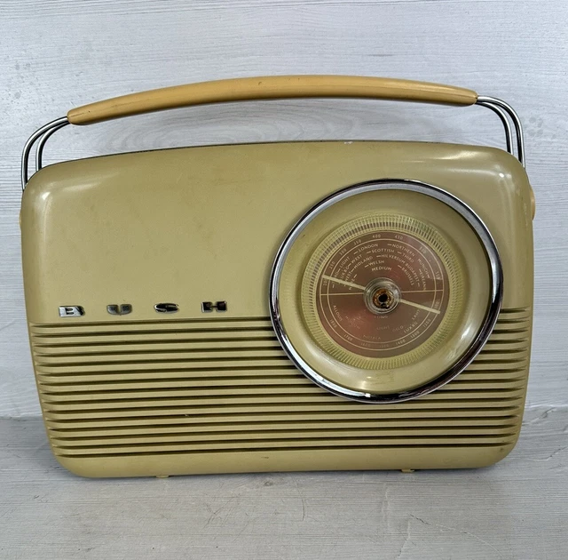 VINTAGE BUSH TR82C Radio c.1960 Original Condition Retro Prop ...